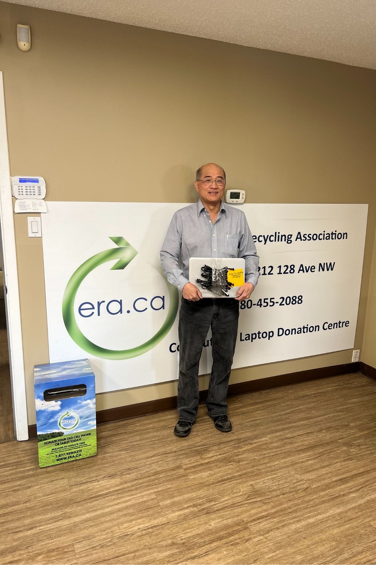 Bridging the Digital Divide for Newcomers: Shell Canada and ERA Donate ...